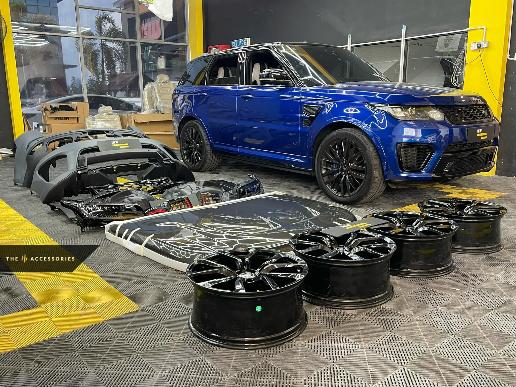 Range Rover Sport 1:1 SVR Facelift Full Conversion Set – The HP Accessories